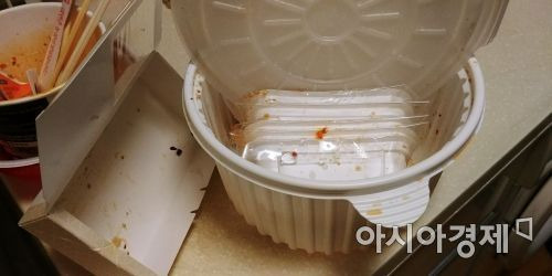 플라스틱 용기에 담긴 배달 음식 심부전 위험도 높인다