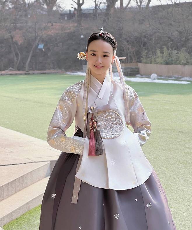 손연재 아들 첫 돌 맞아 어린이들 위해 1억 원 기부