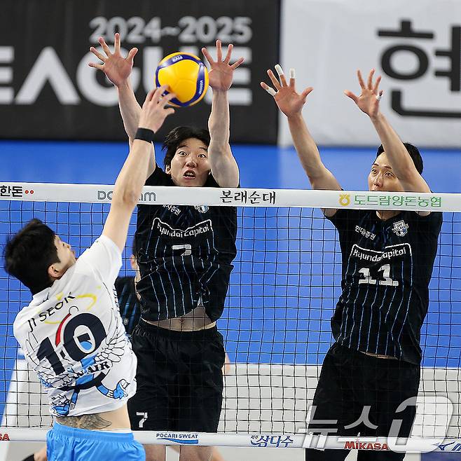 현대캐피탈 챔프전 직행역대 최단기 1위 V리그 신기록 도전