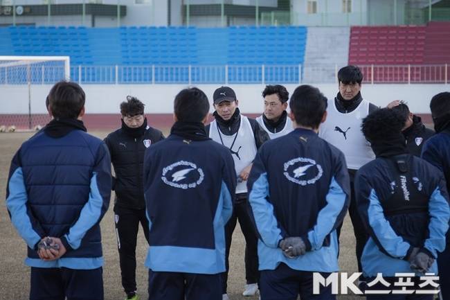 승격 숙명의 목표‘수원삼성의 무게감 강조한 변성환 감독 Mk남해