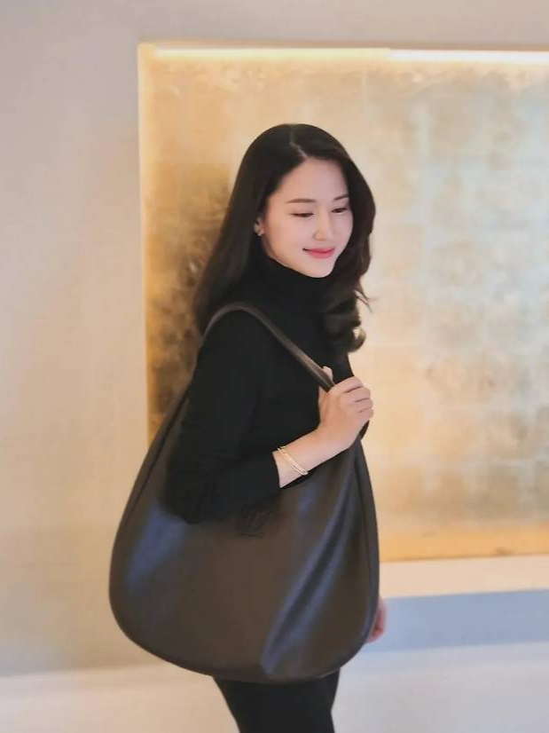 드라마보다 더 드라마틱 10년 남사친과 결혼한 여배우의 데일리룩 스타와 라이프