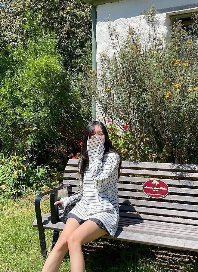 이솔이 셀럽 처럼 사는 개그맨 아내 호주에서 여친처럼 트라이프 프레피룩 패션엔