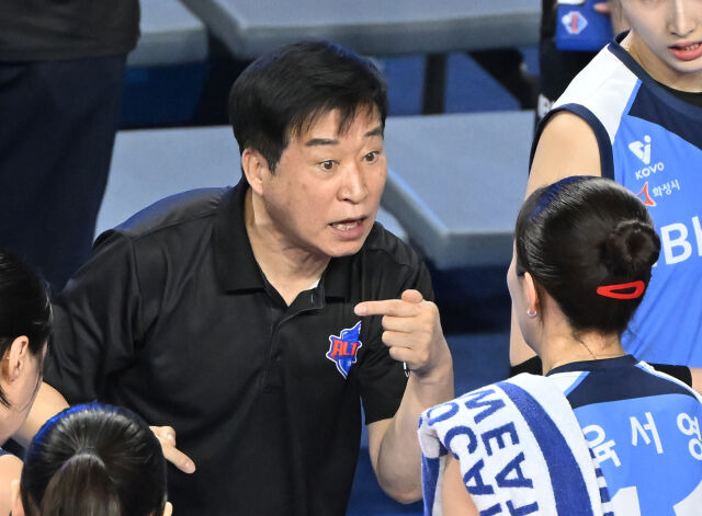 또 지면 어떡하지 자신감 떨어졌다 후반기 1승10패 70세 노감독 아쉬움ibk 패패패패 끊을까 Md화성