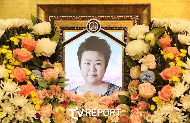 故 방실이 17년 뇌경색 투병 끝에 떠난 별 팬들 1년째 추모