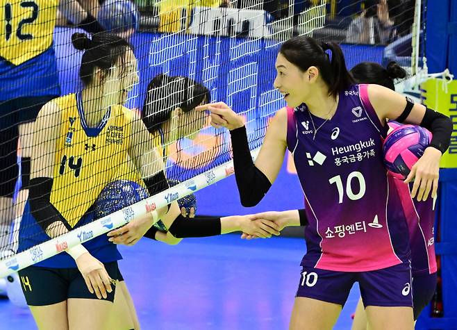 김연경 은퇴 투어 또 매진 흥국생명 현대건설전 뜨겁다