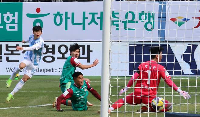 ‘주민규 더비 울산·‘연고지 더비 서울 웃었다