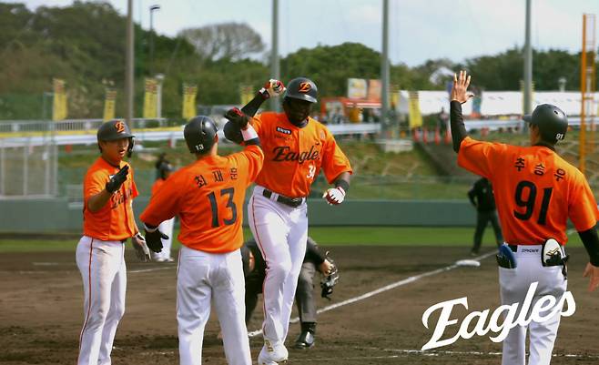 ‘리얼이형 한화 플로리얼 무슨 뜻인지 알아 수비 컨디션은 100”