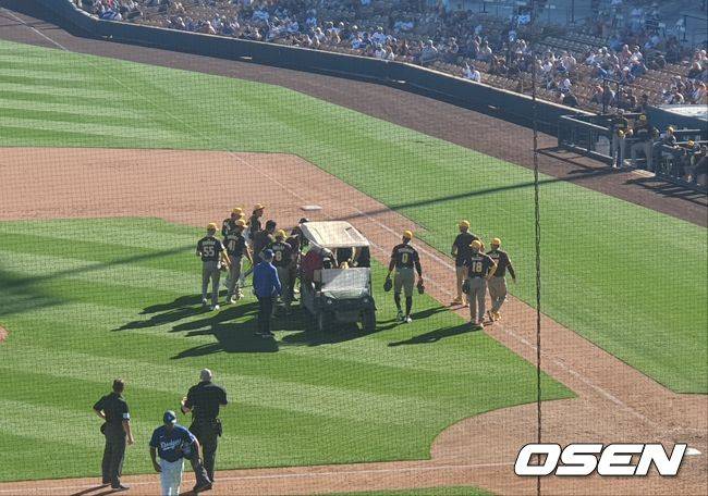 ‘으악’ 165km 총알 타구가 투수 얼굴 강타, 1만2235명 관중이 숨죽이다…“정말 끔찍하다. 큰 부상 아니기를” [오!쎈 글렌데일]