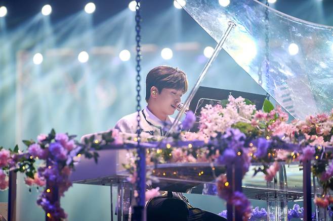이찬원 콘서트 찬가 디어 마이 찬스 사전 예매 2만 돌파동시기 개봉 한국영화 예매율 1위