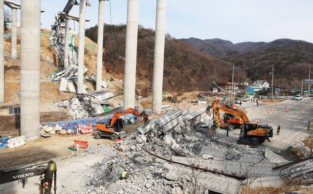 ‘교량 붕괴 서울세종고속도로 과거 공사 중 사망사고 2건