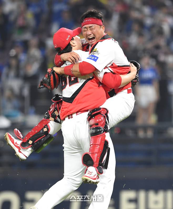 Kia 타이거즈 V12 달성 그날 울려 퍼진 각 방송사 우승콜 다시 보는 2024 Kbo