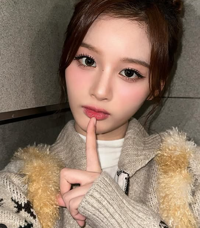 Sm Yg Jyp 전부 합격한 비현실적 비주얼의 여자 아이돌 일상룩 패션룸