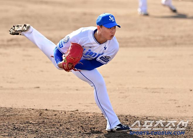 우승팀 KIA를 3K로 지워버렸다...19세 '특급 신인' 마무리 시켜도 되겠네, 구위-배짱 '역대급'