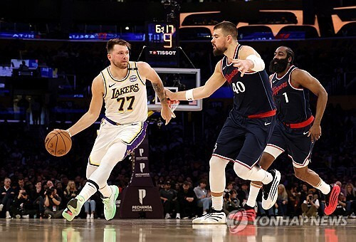 Nba ‘돈치치·르브론 46점 합작 Lal Lac 제압하고 6연승 질주