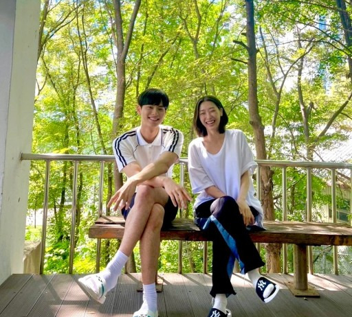 ‘사귀는 거 아니야” 의심해했는데 초고속 인정한 두 남녀커플 스포엔 뉴세이