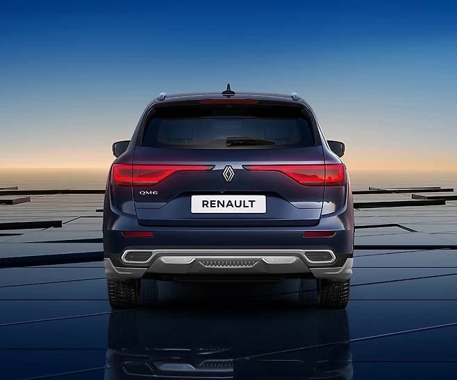 "2천만 원대 반값 아빠차" 말도 안 되는 실용성과 가성비로 무장한 SUV, QM6 LPe | 구름을달리다