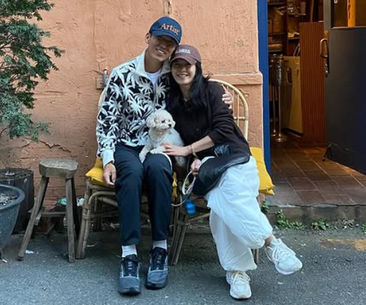 너무 사랑해서 4남매 가졌다는 22년차 한국부부 맥스무비