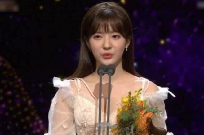 시청률 40 찍던 인기 아역배우가 돌연 잠적한지 10년 만에 전한 근황 뉴스에이드