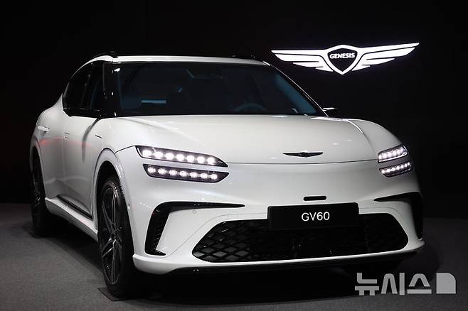 '역동적인 우아함' 제네시스 GV60 3년 5개월 만에 부분변경 모델 출시 [뉴시스Pic]