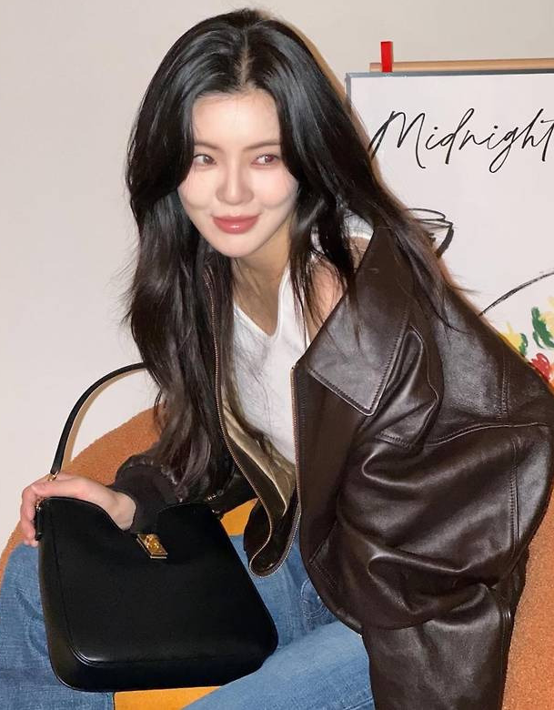 이광수와 8년째 열애 중 걸그룹은 매번 좌절 드라마에선 승승장구 여배우의 캐주얼룩 스타와 패션