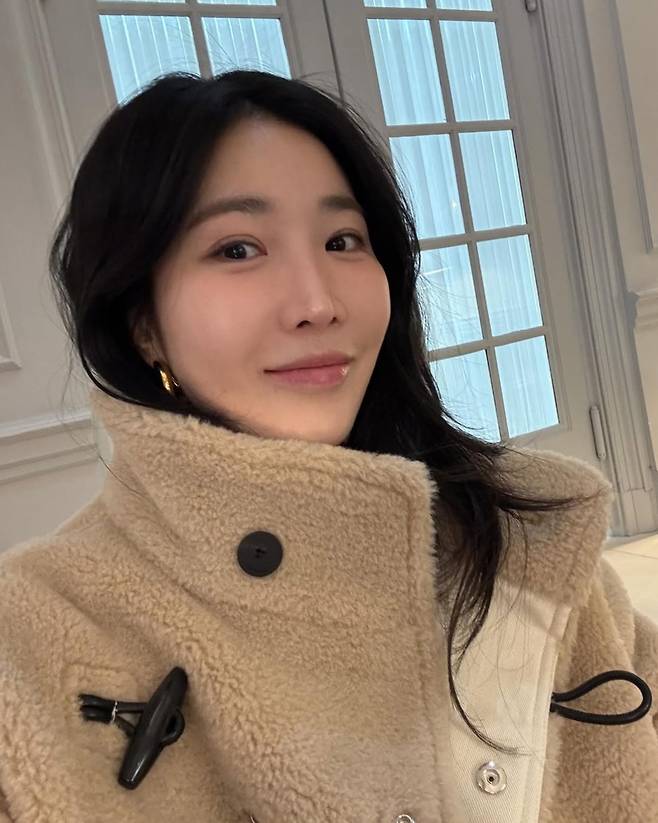 덴마크에서 이래도 돼 17년 우정 친구와 여행떠난 3년차 새댁 여가수 가죽 팬츠룩 뷰티는 내운명