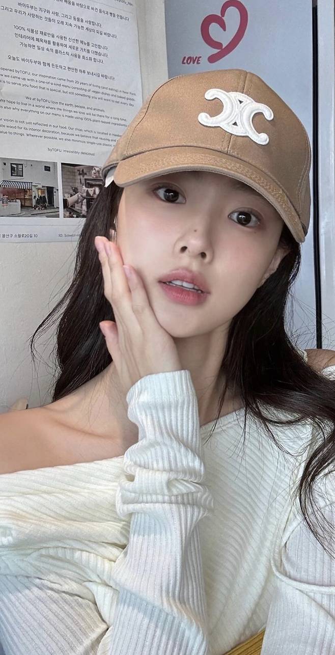 "작품 때문에 163cm 37kg.." 쓰러질것처럼 깡마른 여배우 패션 | 발빠른패션뷰티