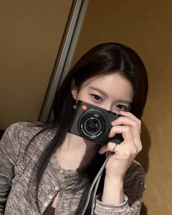 고윤정 콧날에 베이겠어 신이 빚은 듯 완벽한 옆태 모자에 쏙 가려진 소두 여신룩 뷰티는 내운명