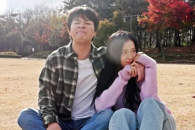 작품서 Cc 연기로 난리났던 배우♥여돌 커플이 공개한 깜짝 놀랄 근황 뉴스에이드
