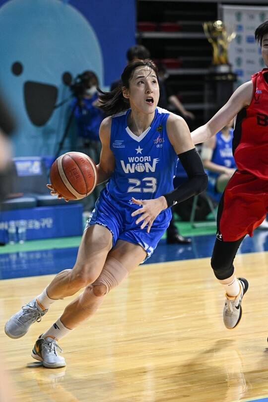 [WKBL FINAL 플레이어] 김소니아의 궂은일, 그리고 카운터 펀치