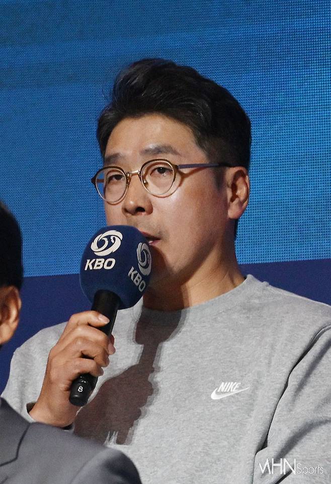 우승만 한다면 뭔들 단체로 푸이그 초밥머리 가전 사시면 저희가 직접 Kbo 미디어데이