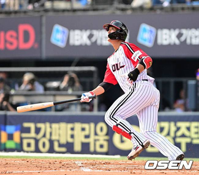 ‘이럴 수가’ LG가 미쳤다…ERA 1.00+타율 .331+실책 0개, 정말 빈틈이 없다