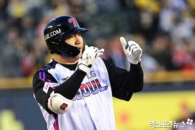 KIA-LG 빅매치에 잠실이 들썩...2만3750석 '완판'→LG 홈 6G 연속 매진 [잠실 현장]