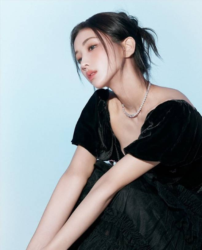 태생부터 비주얼 금수저 169cm·49kg 강남여신 비현실 실루엣 터진 크롭 롱스커트룩 대본은 내운명