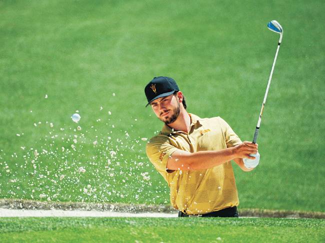 마스터스는 처음이라… 연습장서 반바지 입었다가 퇴장