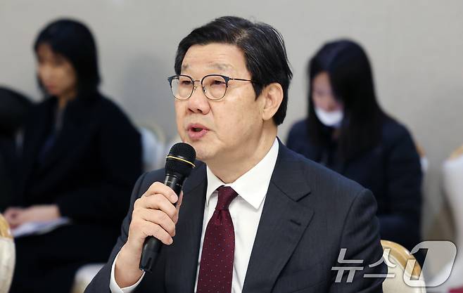 정부 포괄 2차 종합병원 중환자실·응급수술 등 보상 강화