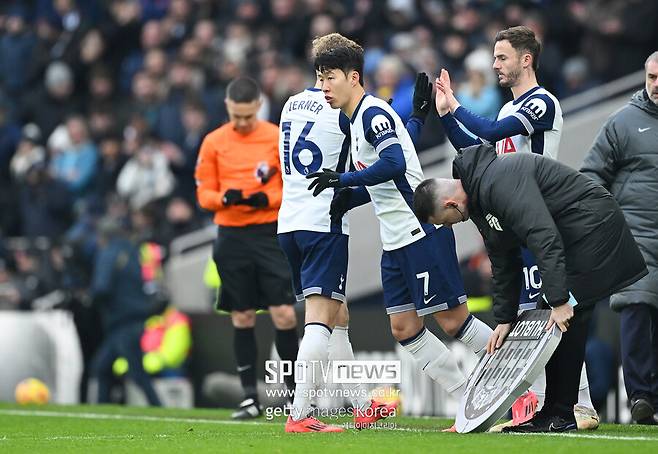 [속보] ‘비피셜→축알못’ 英 BBC “SON 필요없다” 충격 비판…토트넘 ‘오피셜’ 반박 “손흥민은 꼭 필요한 선수” 공식반대