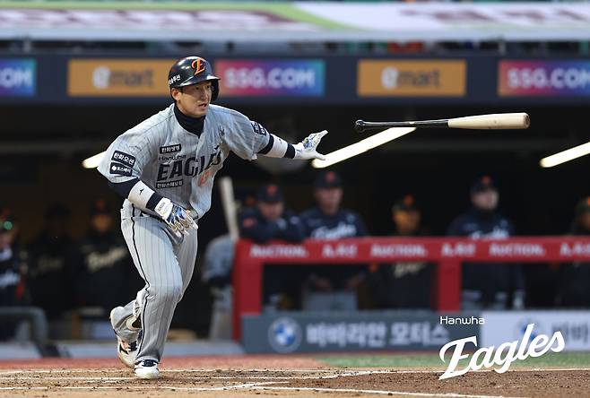 '독수리 1선발' 충격과 공포! KKKKKKKKKKKK 폰세 7이닝 무실점 압도…한화, SSG 2-0 꺾고 2연승→'6G 5승1패' [문학:스코어]