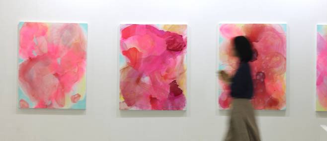 Rule eased to promote Korean art overseas