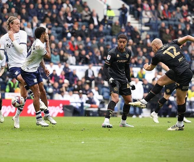 '사이토 부상' 뎁스 기근 QPR...양민혁 버텨야 한다! 프레스턴전 2-1 역전승→ 2부 잔류 확정