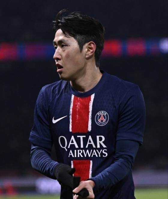 '전천후' 이강인 42일 만의 선발→'패스 97%+키패스 3회' 환상 맹활약! PSG 무패우승 눈앞... 르아브르 2-1 격파