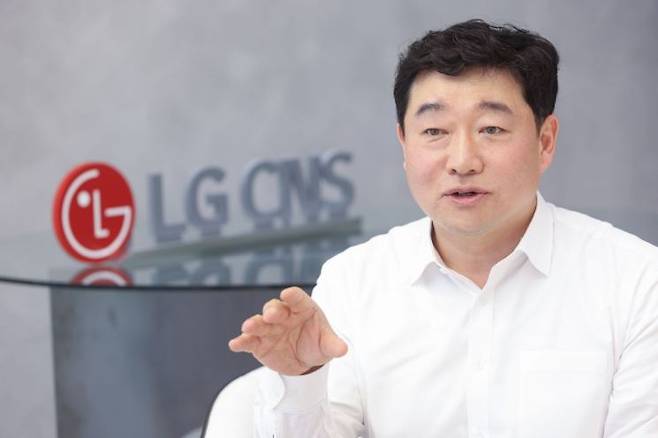 [최고기술자에게 듣는다]⑩박상엽 LG CNS CTO "업무 스스로 판단하는 ‘에이전틱 AI’ 시대 온다"