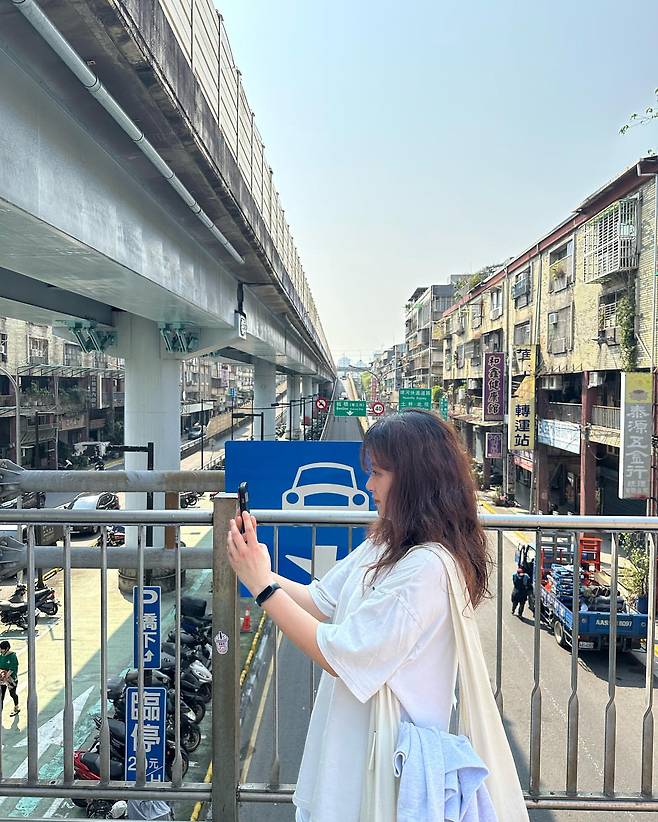 아르바이트로 버틴 무명시절 고백 팬클럽 회장이 도와줬다 화제된 여배우 일상룩 라이프업