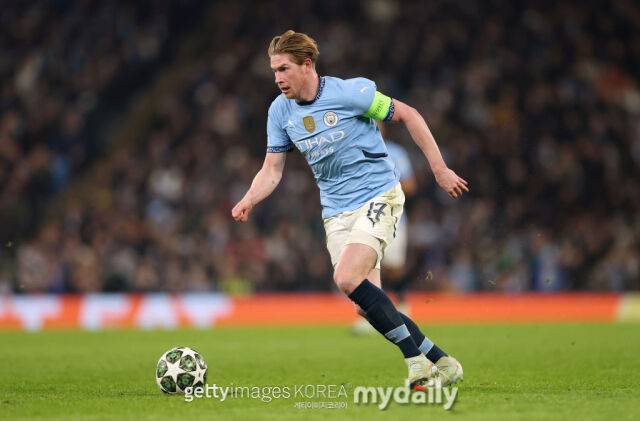 'KIM 나폴리 시절' 영광 재현?...KDB의 낭만은 계속된다, EPL 클럽 계약 X→이탈리아 입성 '임박' 이미 집까지 찾고 있다!