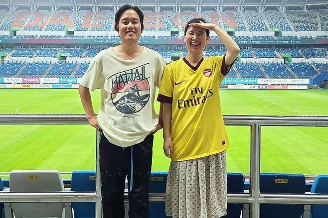 결혼한 줄 몰랐는데유명 배우와 결혼 24년 차라는 폭싹 여배우 뉴스에이드