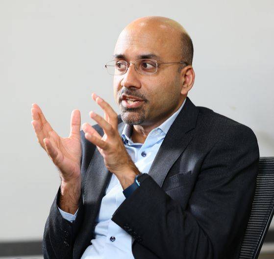 "가계빚이 소비 줄여…한국, 미국 대침체 경로 걷고있다"