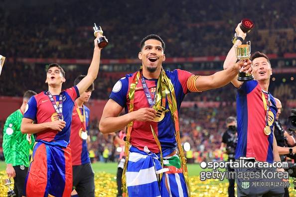 "정신적 고통 호소" 바르셀로나 명품 DF, SNS '악플 테러' 몸살...UCL 4강 탈락 여파 "모든 걸 쏟아부어, 그래서 더 아파"