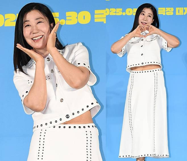 라미란 왕언니 빛난 존재감 극강의 러블리 크롭 셋업룩