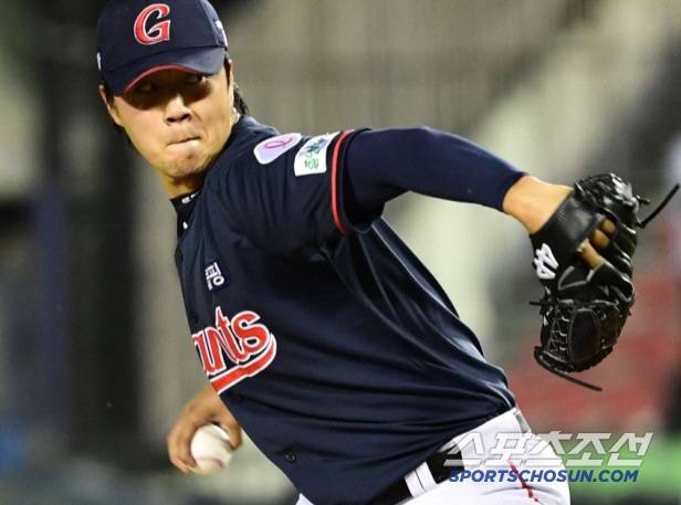 '하필 이 중요한 경기에...' 156km '1차지명' 유망주와 '87순위' 5선발에게 1,2위전 첫날 운명이...[SC 포커스]