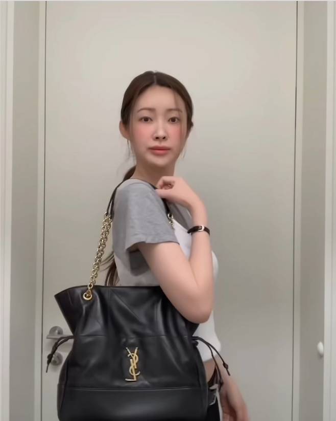 ‘하얗고 여리한데 170cm 현실감 무너진 여배우 오버핏 재킷룩 대본은 내운명