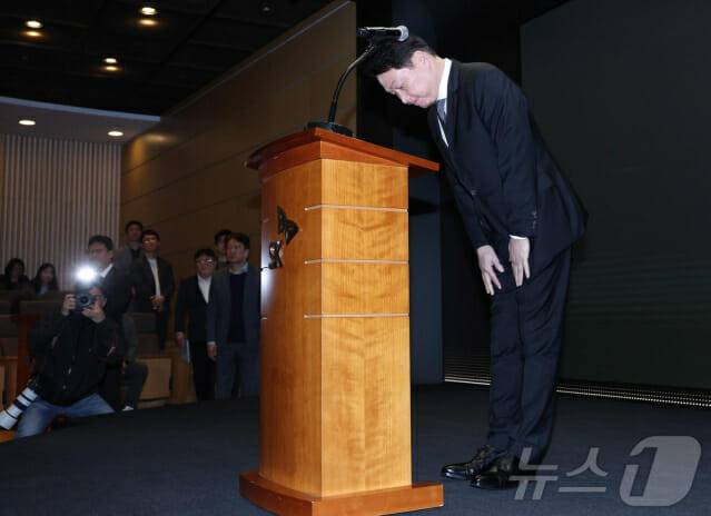 "SKT, FDS 있어 불법복제폰 불가능"···보안 전문가 평가는?